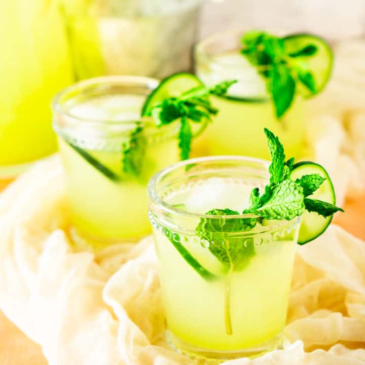 Mint-Cucumber Lemonade - Burrata and Bubbles
